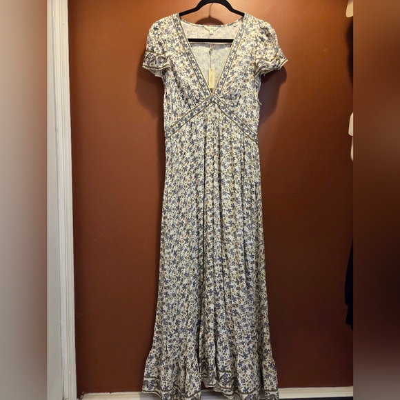 Max Studio | Dresses | Max Studio Blue Floral Maxi Dress | Poshmark